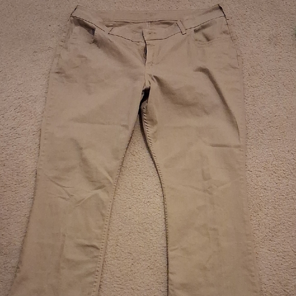 Lee | Jeans | Lee Rider Tan Pants | Poshmark
